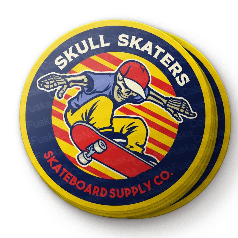 Skull Skaters – Original Sticker